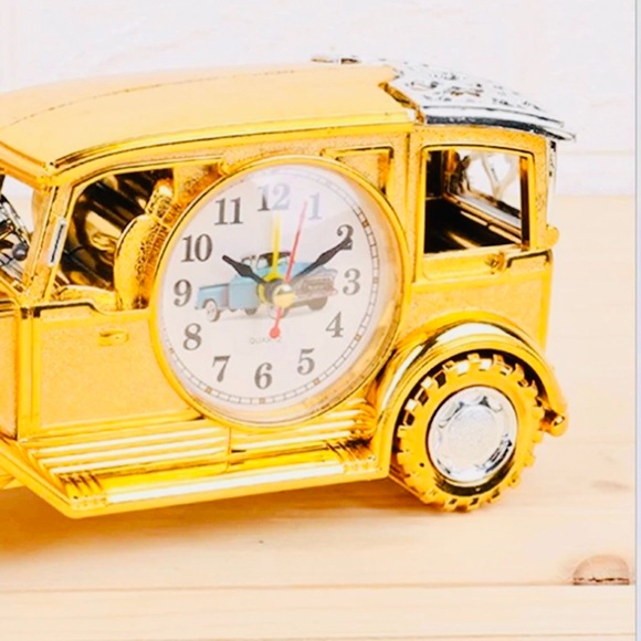 SHEIN | Wall Decor | Host Pick Nwt Vintage Car Shaped Clock With Alarm ...